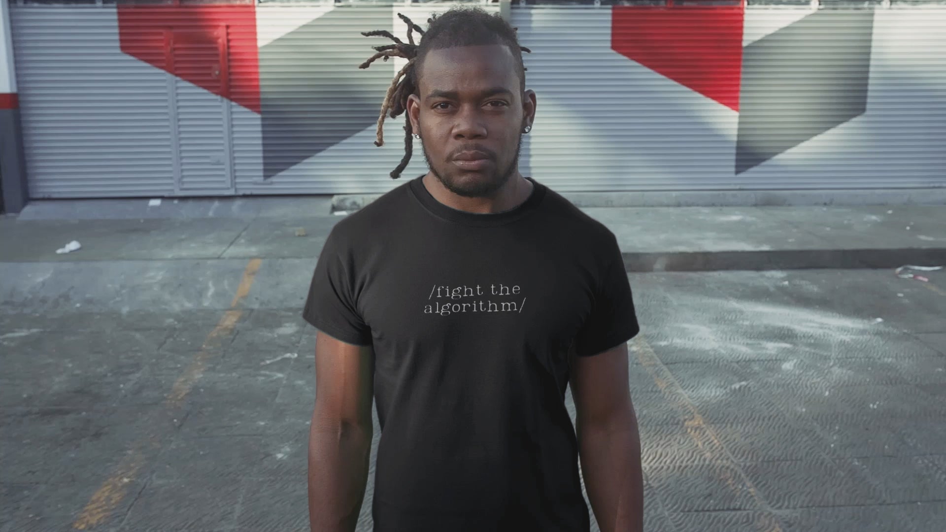 /fight the algorithm/ T-shirt – The Noname Nerd